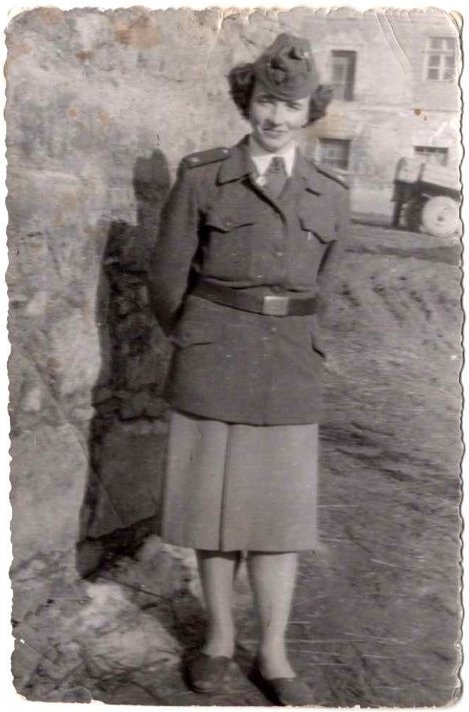 Anna Novotná (1932)